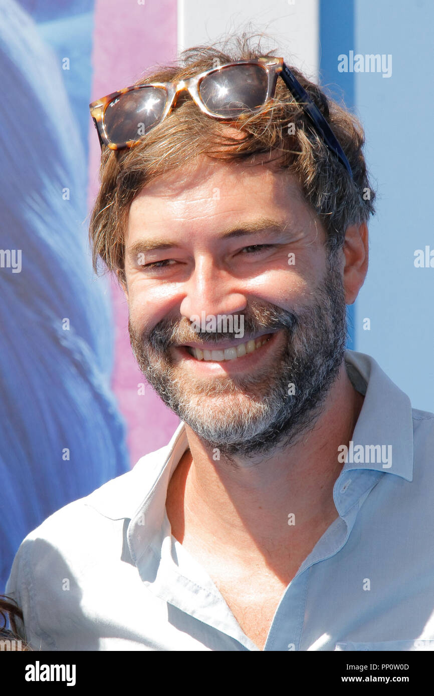 Duplass hi-res stock photography and images - Alamy