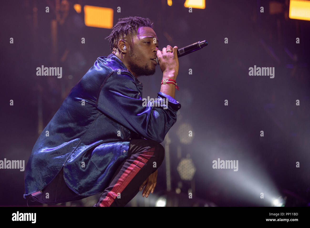 Davido at o2 arena hi-res stock photography and images - Alamy
