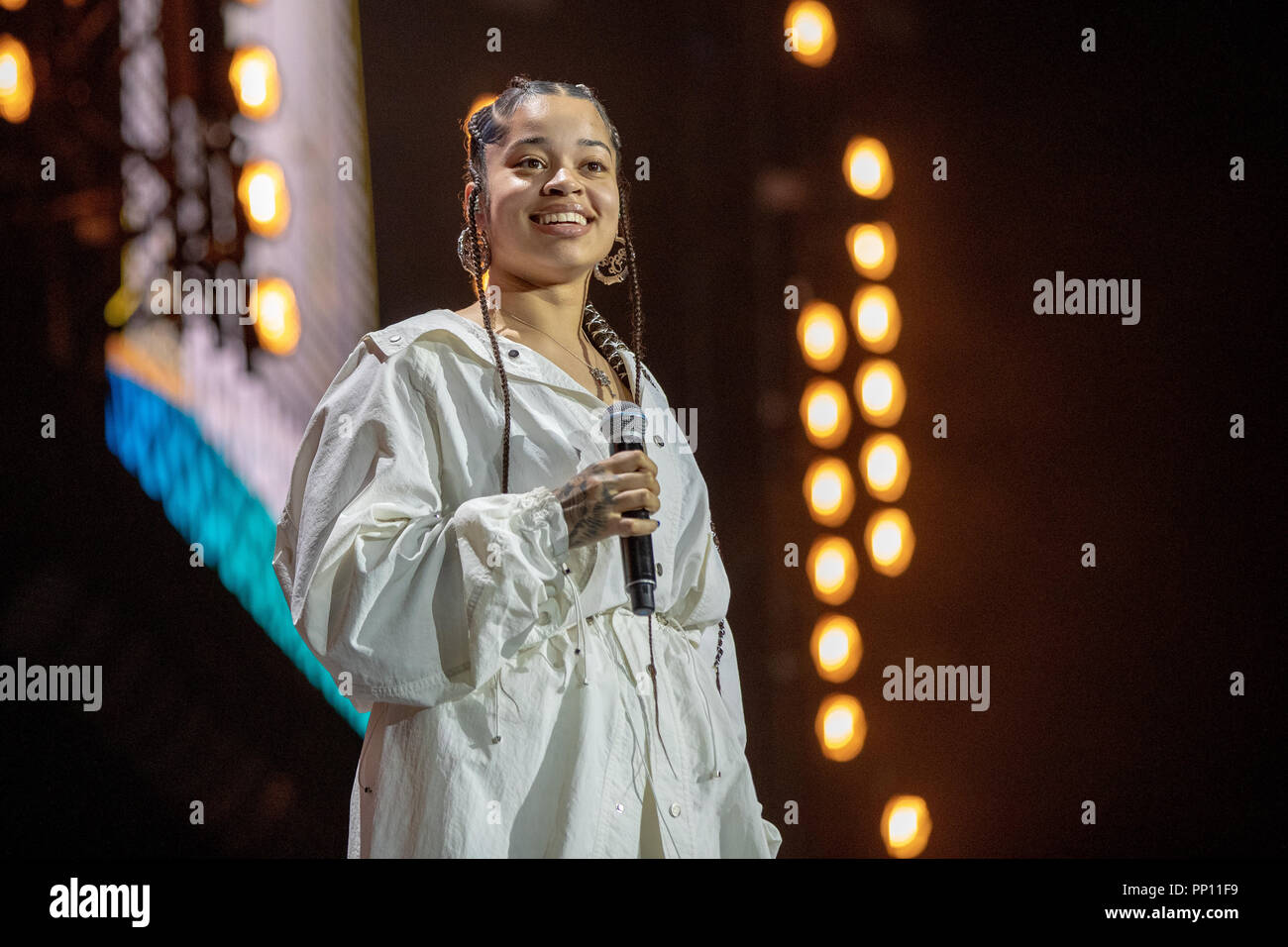 Ella bennett hi-res stock photography and images - Alamy