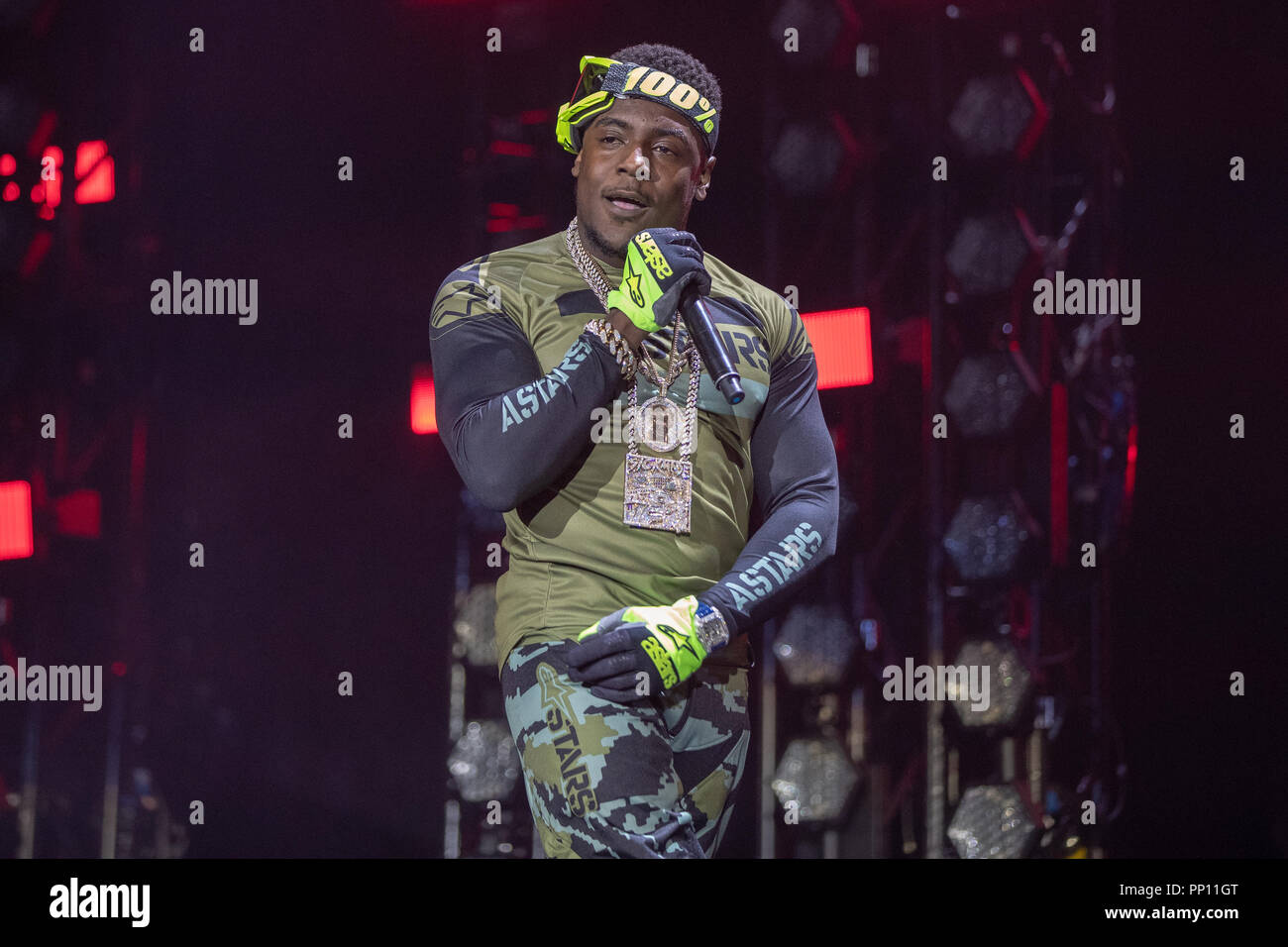 Ella bennett hi-res stock photography and images - Alamy