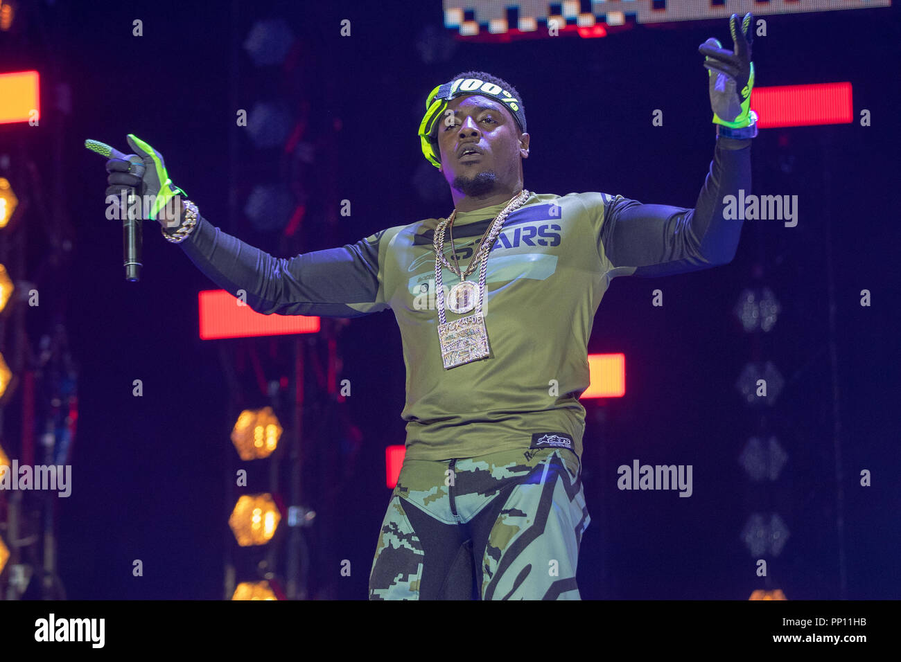 Davido at o2 arena hi-res stock photography and images - Alamy
