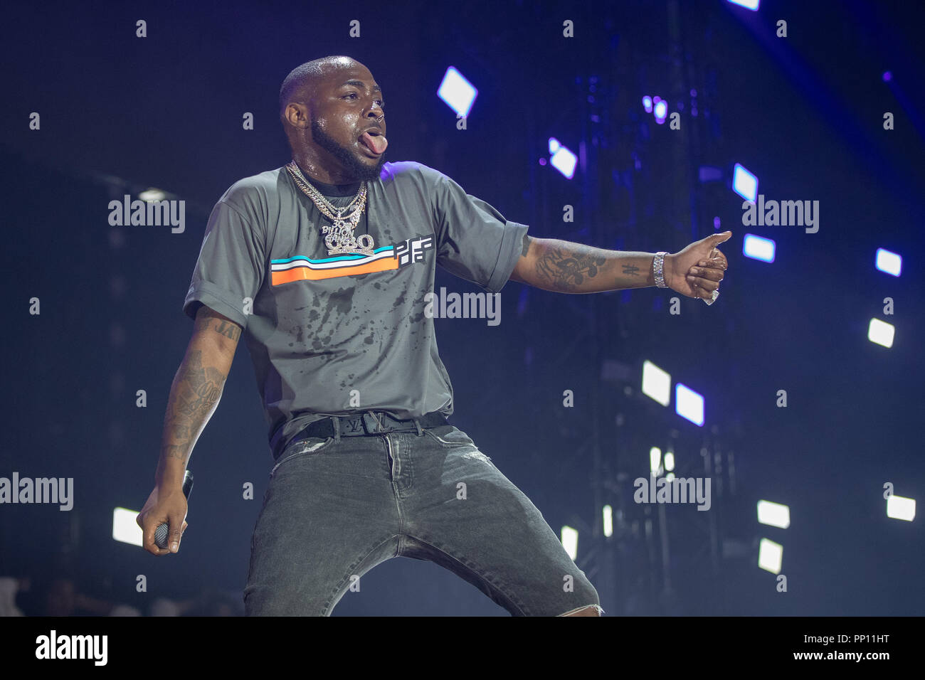 Mist performing bbc 1xtra live hi-res stock photography and images - Alamy