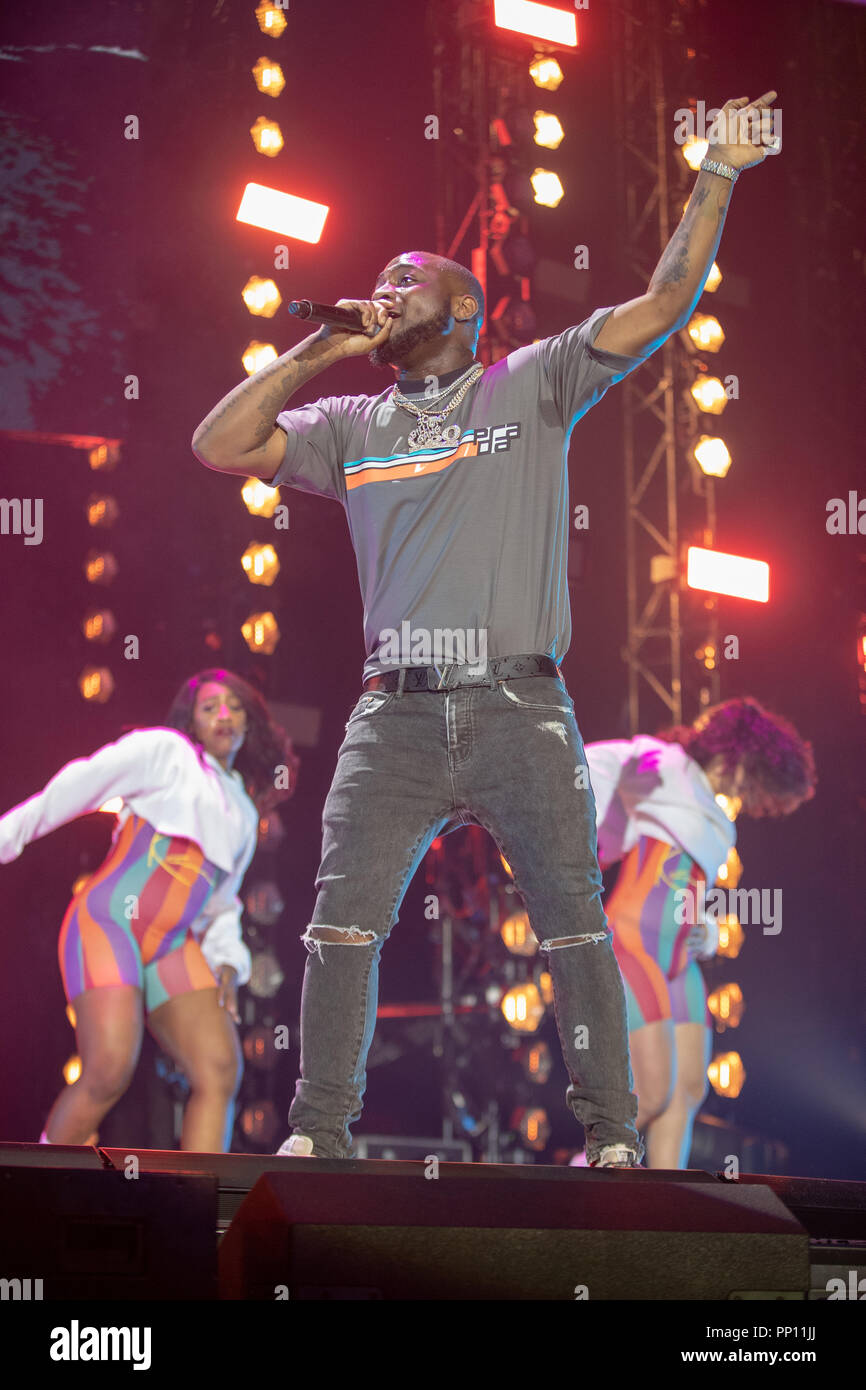 Davido at o2 arena hi-res stock photography and images - Alamy