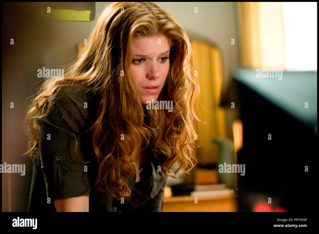 Kate Mara Shooter 2007 Stock Photos & Kate Mara Shooter 2007 Stock ...