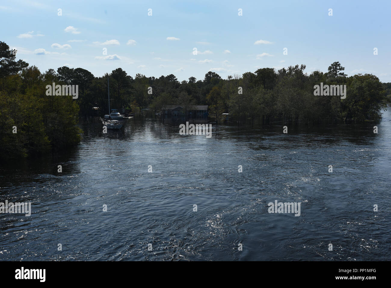 Keep roadways open hi-res stock photography and images - Alamy