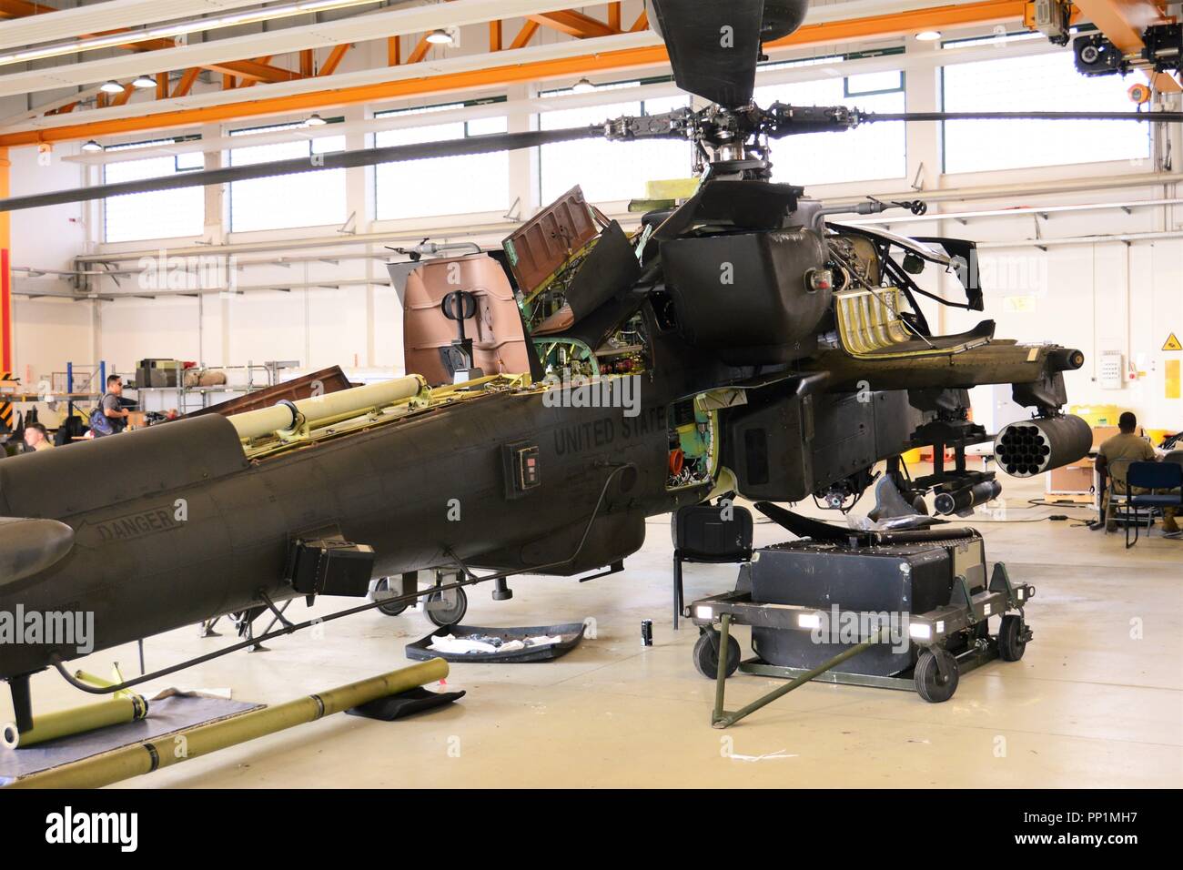 U.S. Soldiers assigned to Company D, 1st Battalion, 3rd Aviation ...