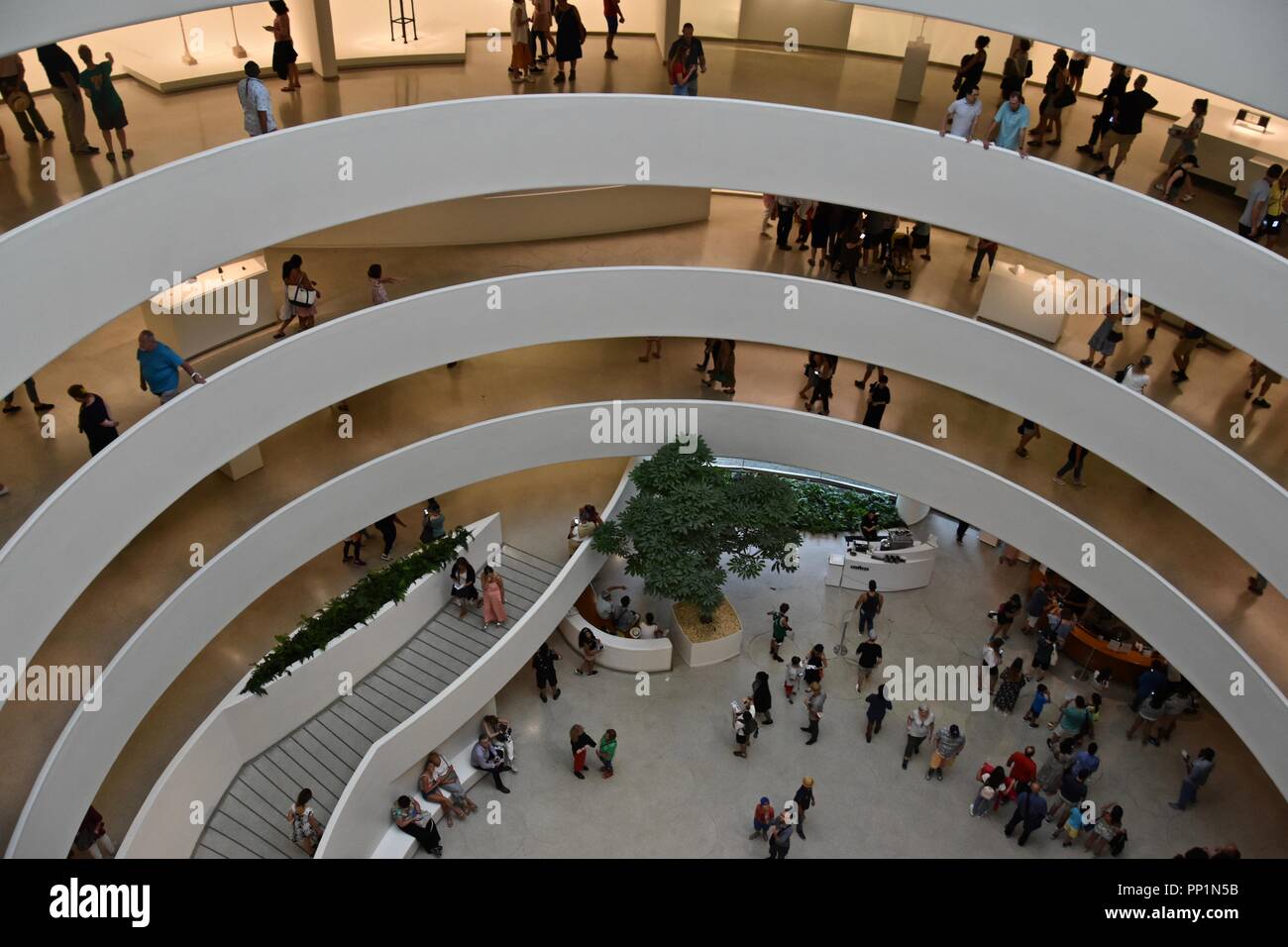 The iconic atrium at the Guggenheim Museum of Art, Upper East Side ...