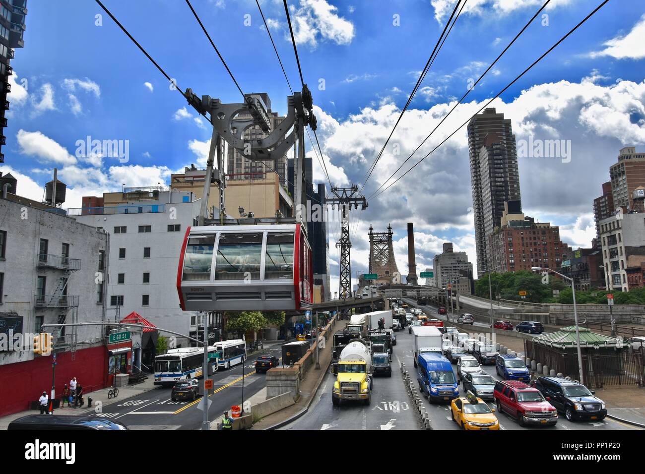The famous Roosevelt Island Aerial Tramway between Manhattan and ...