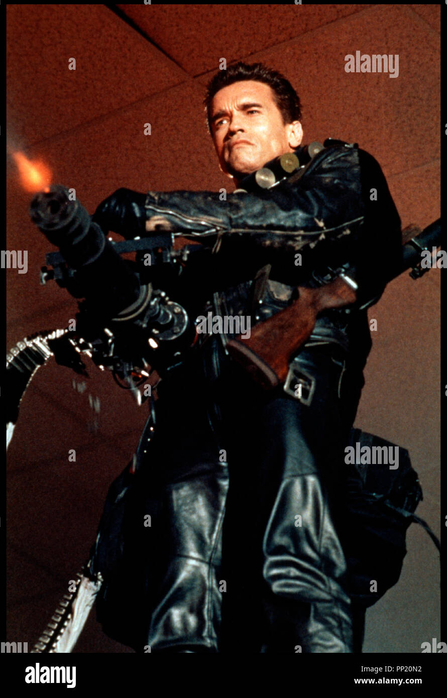 Terminator 2 Judgment Day Stock Photos & Terminator 2 Judgment Day ...