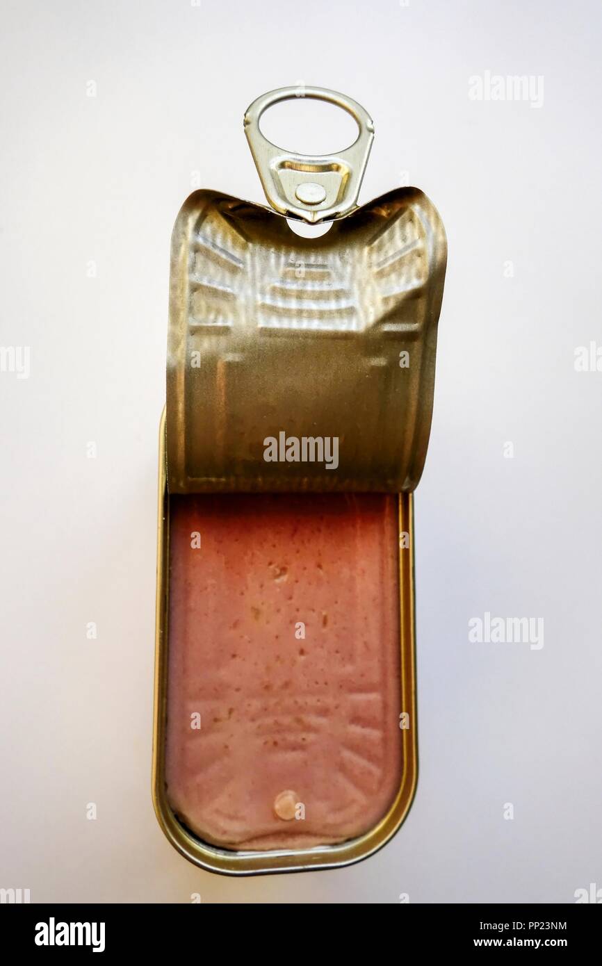 Can luncheon meat hi-res stock photography and images - Alamy