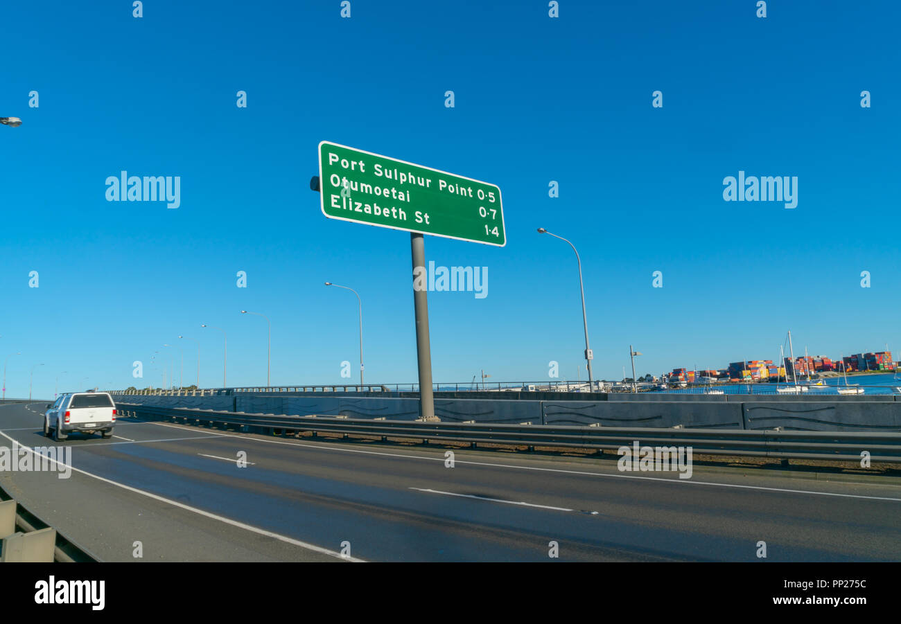 New zealand road sign tauranga hi-res stock photography and images - Alamy