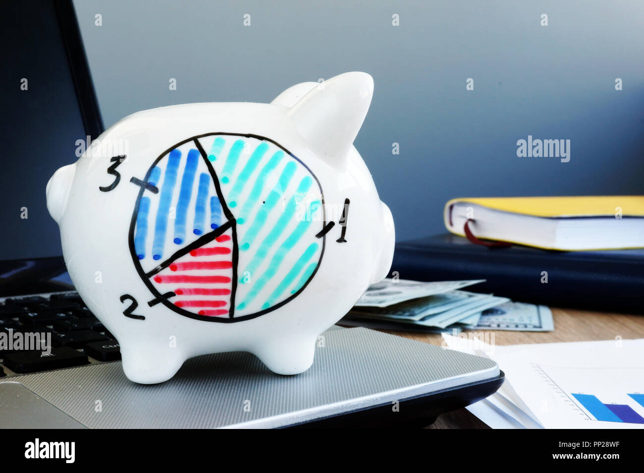 Assets asset management hi-res stock photography and images - Alamy