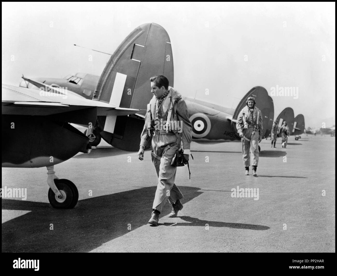 A Yank In The R A F 1941 Tyrone Power Stock Photos & A Yank In The R A F 1941 Tyrone Power Stock ...