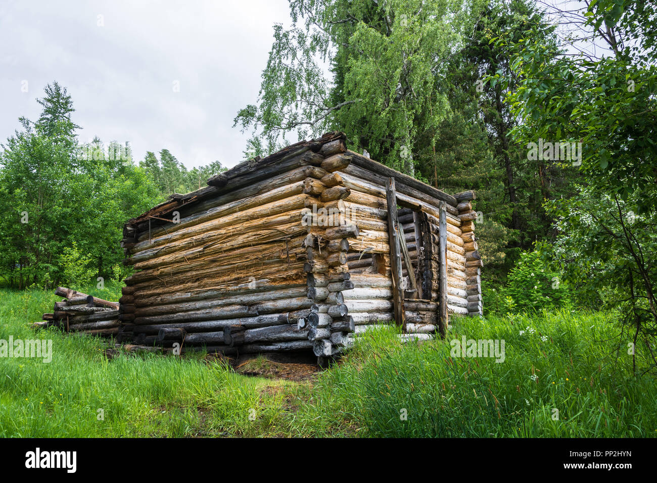 Rotting wooden structure hi-res stock photography and images - Alamy