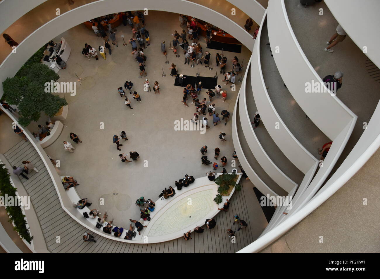 The iconic atrium at the Guggenheim Museum of Art, Upper East Side ...