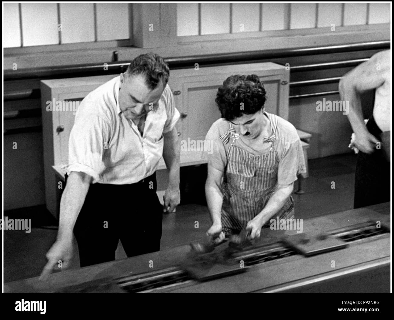 Chaplin Modern Times Stock Photos & Chaplin Modern Times Stock Images ...