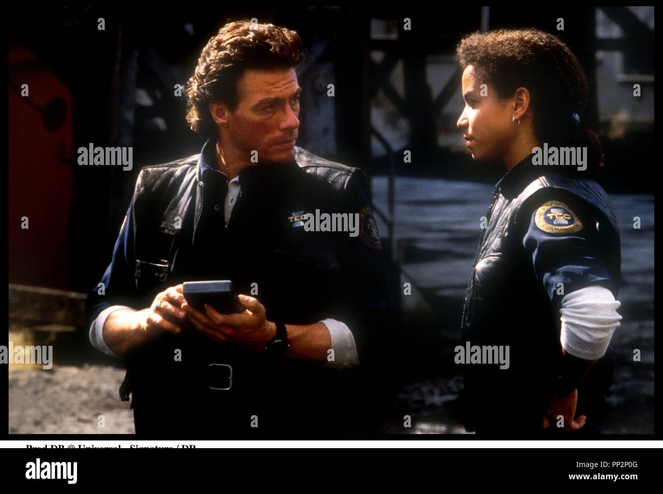 Timecop 1994 Gloria Reuben Stock Photos & Timecop 1994 Gloria Reuben ...