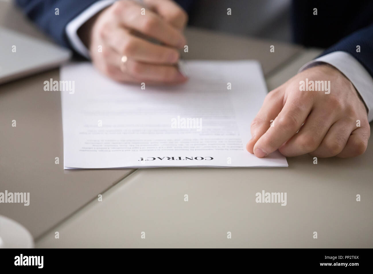 Male ceo hi-res stock photography and images - Alamy