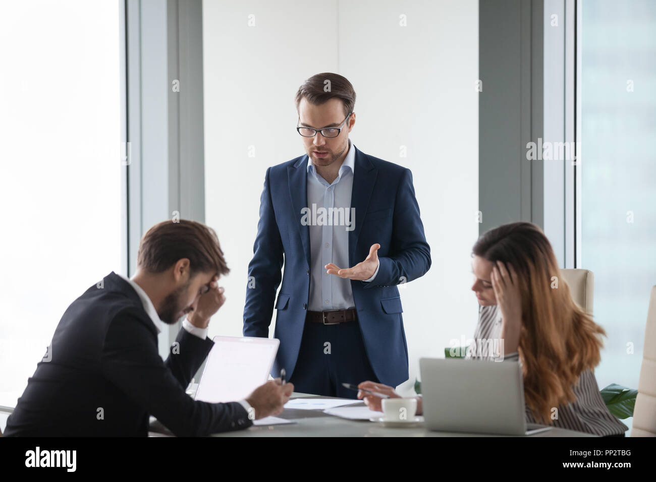 Customer dissatisfaction hi-res stock photography and images - Alamy