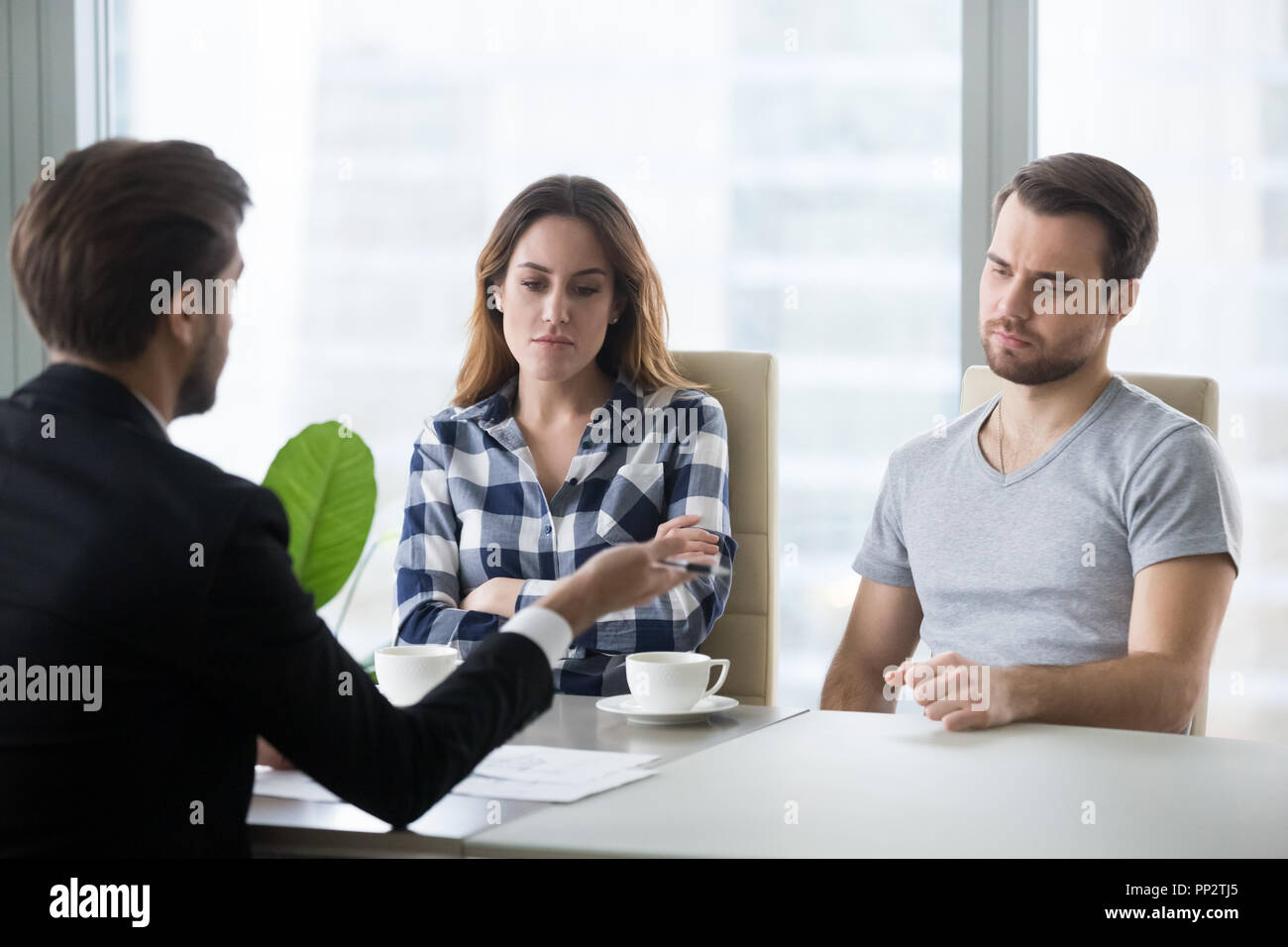 Unhappy client hi-res stock photography and images - Alamy