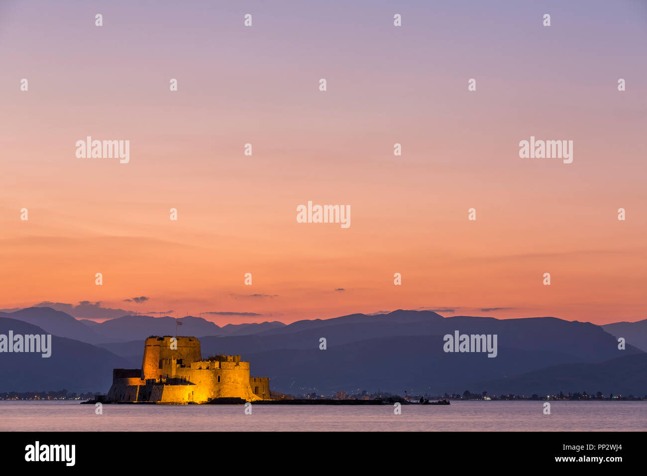 Fortress background hi-res stock photography and images - Alamy