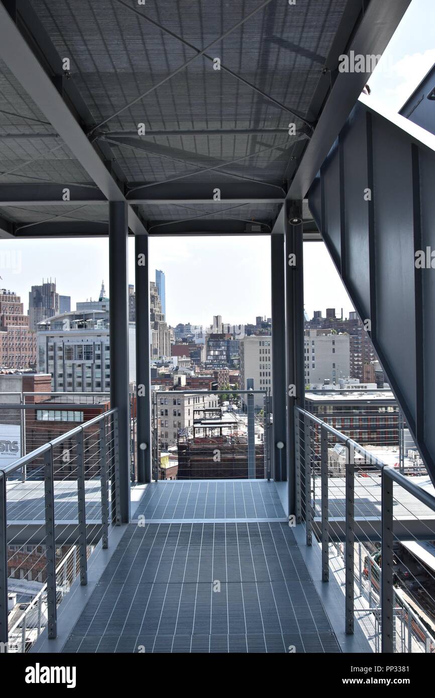 View of the Manhattan skyline as seen from the iconic High Lien aerial ...