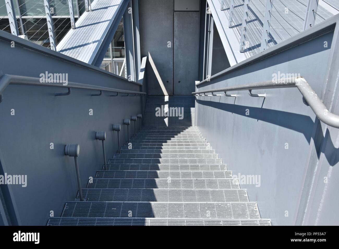 View of the Manhattan skyline as seen from the iconic High Lien aerial ...