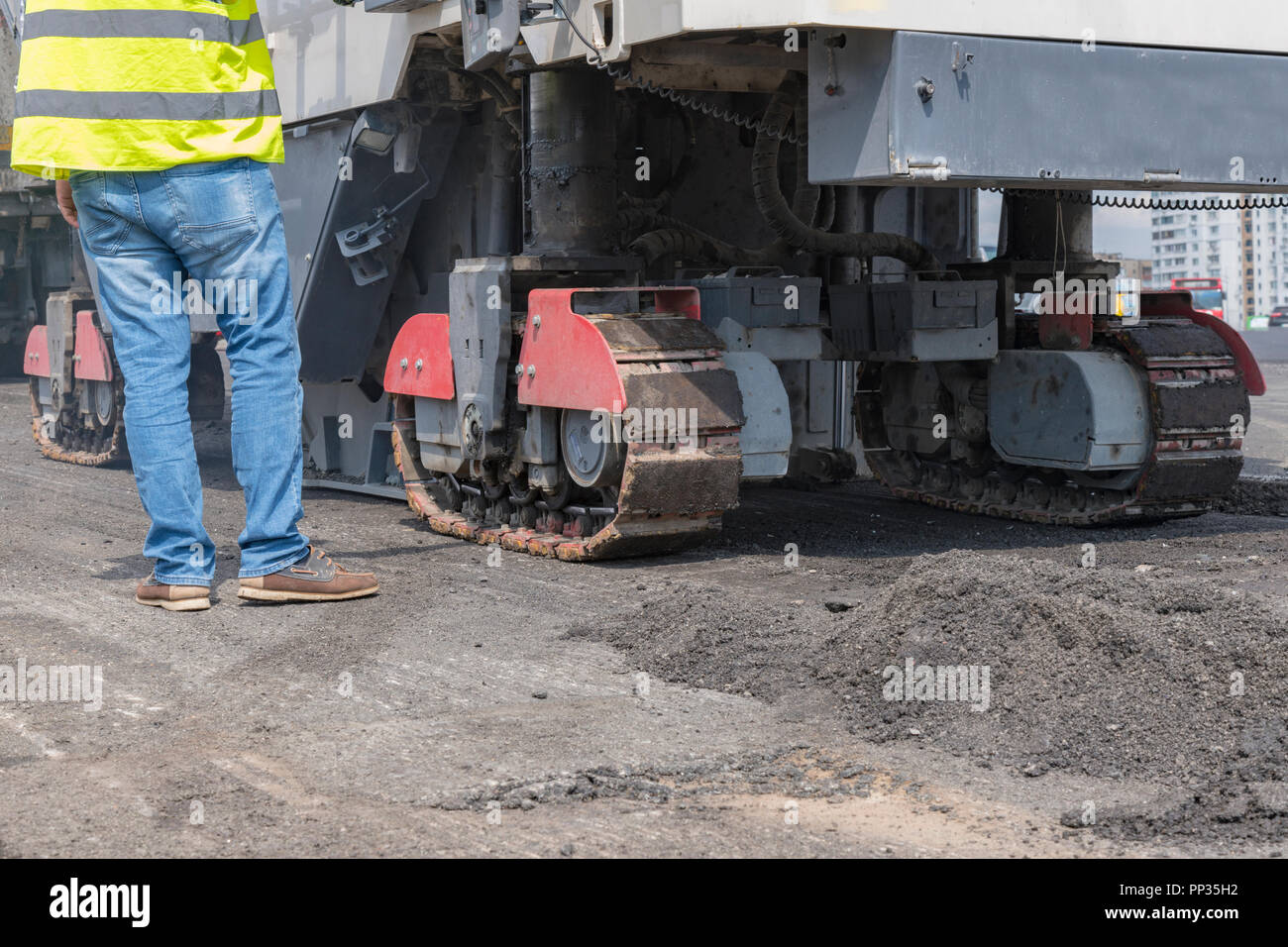 Asphalting machines hi-res stock photography and images - Alamy