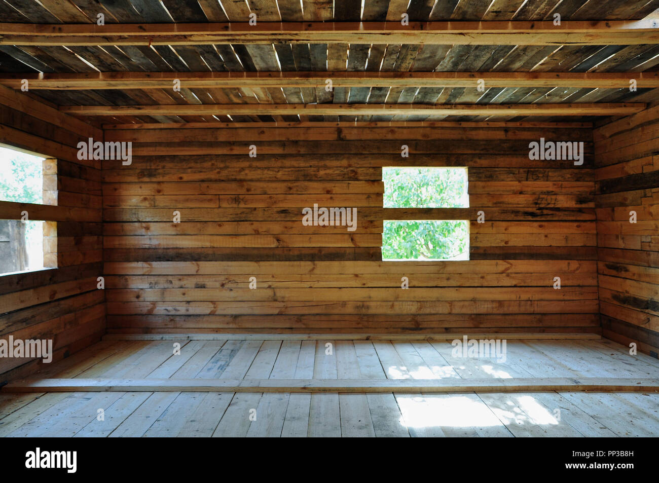 Structure of a wooden house under construction Stock Photo - Alamy