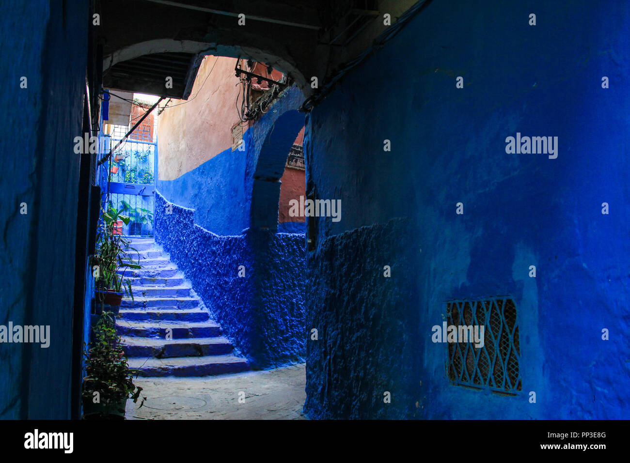 Back streets morocco hi-res stock photography and images - Alamy