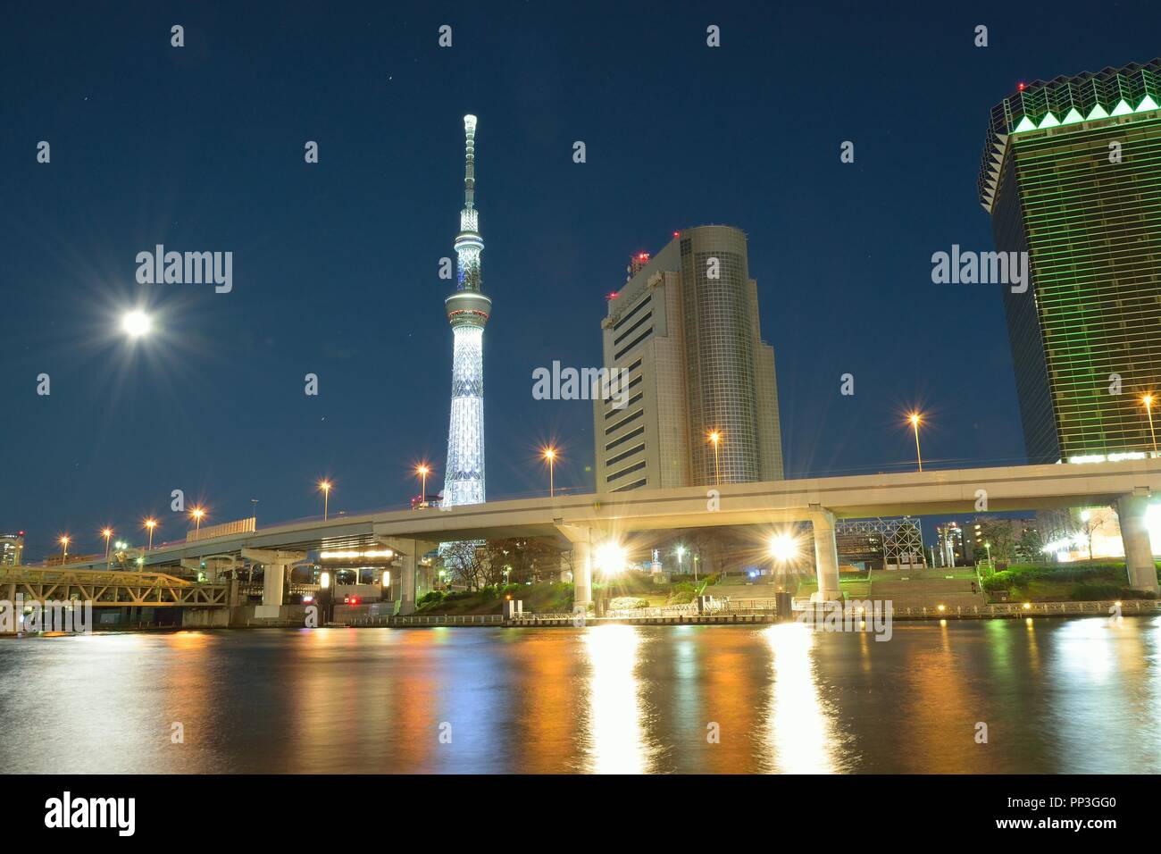 Tokyo's famous landmark building called Sky Tree one of the tallest ...