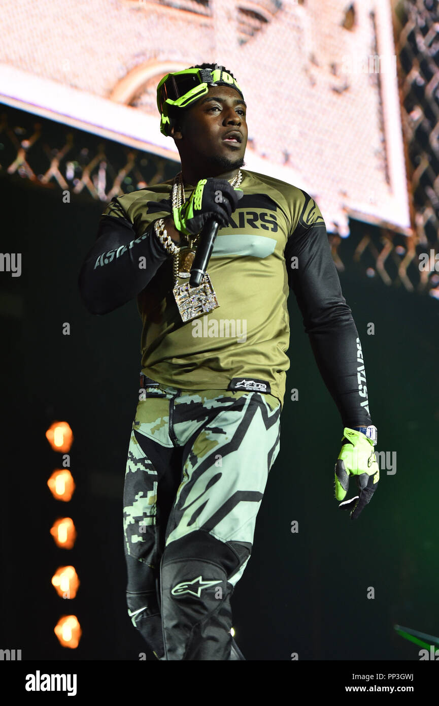 Mist performing bbc 1xtra live hi-res stock photography and images - Alamy