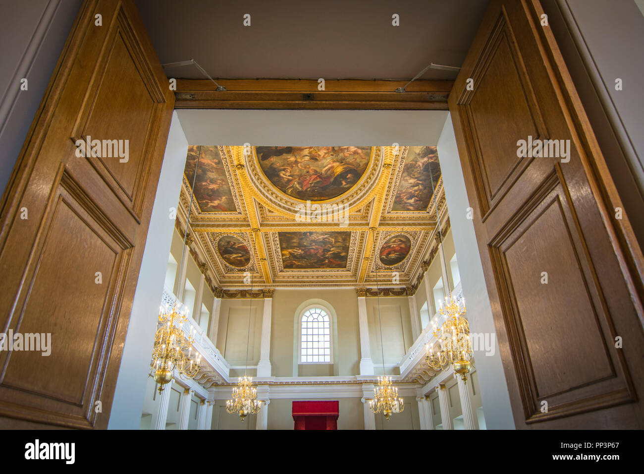 London banqueting house ceiling hi-res stock photography and images - Alamy