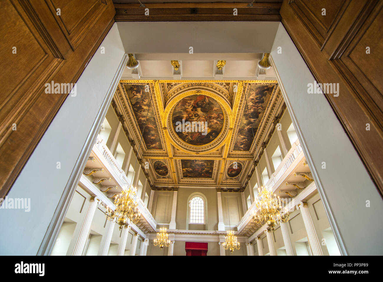 Palace of westminster interior hi-res stock photography and images - Alamy