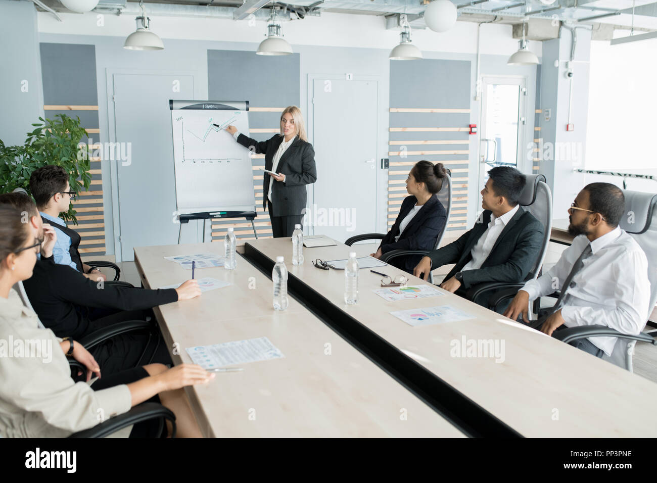 Communication conference hi-res stock photography and images - Alamy