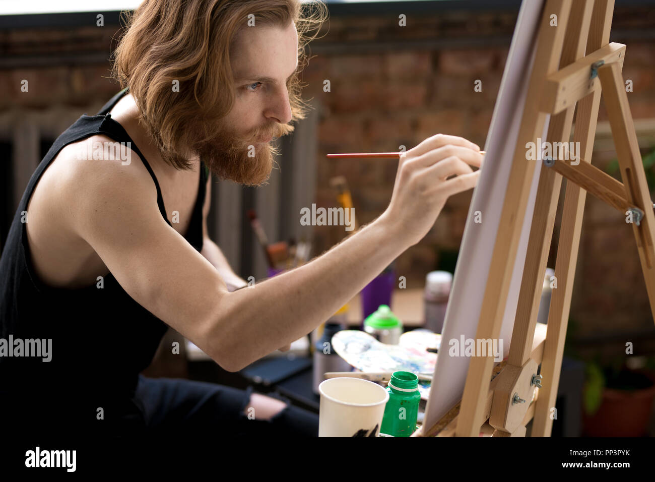 Artist Painting Stock Photos & Artist Painting Stock Images - Alamy
