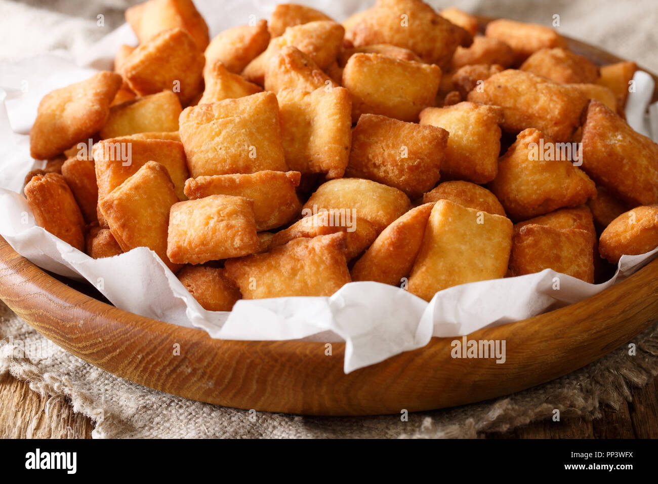 Chin table hi-res stock photography and images - Alamy