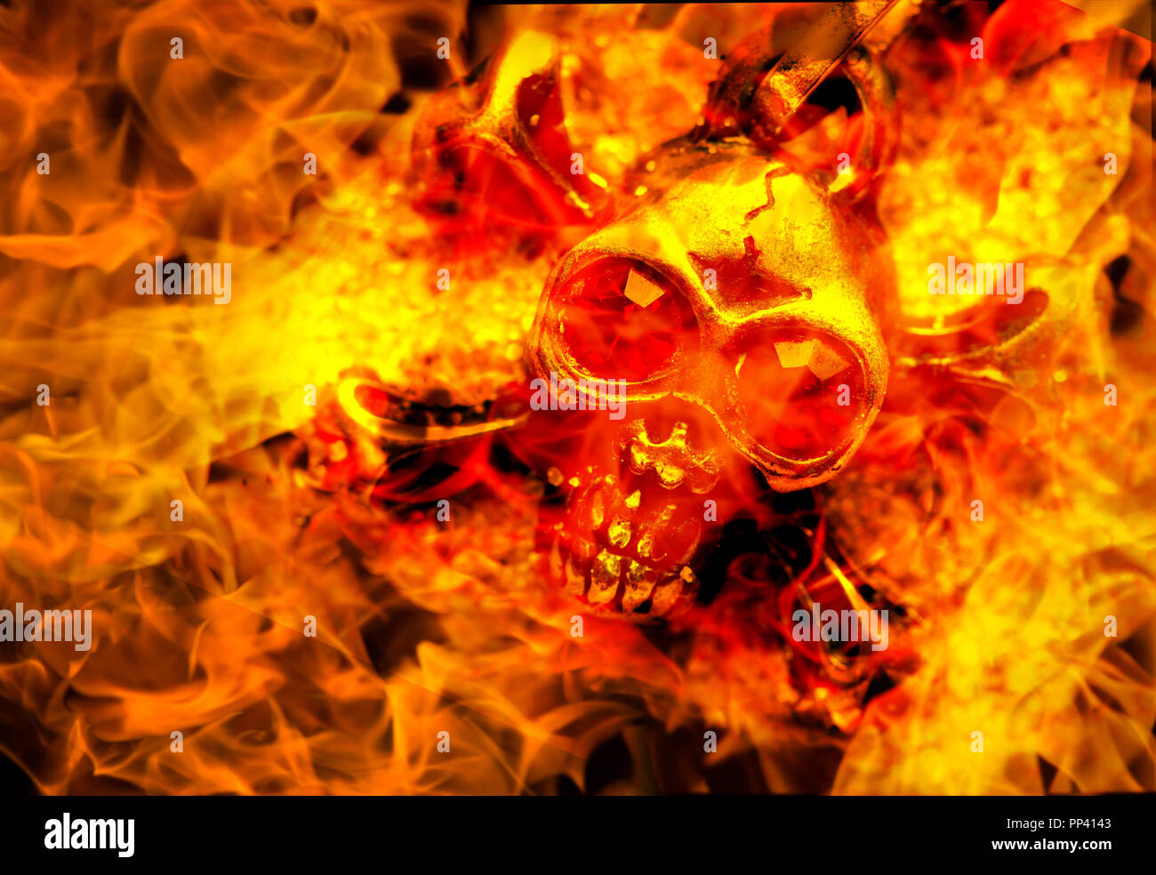 Skull in fire close hi-res stock photography and images - Alamy