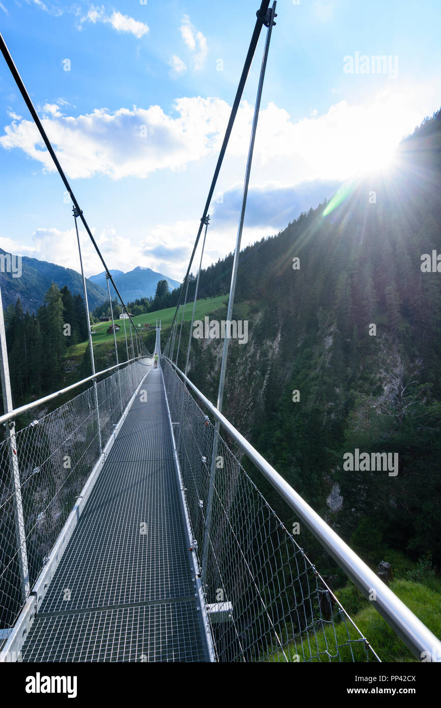 Holzgau: Hängebrücke (suspension bridge), hiker, Lechtal Valley, Tirol ...