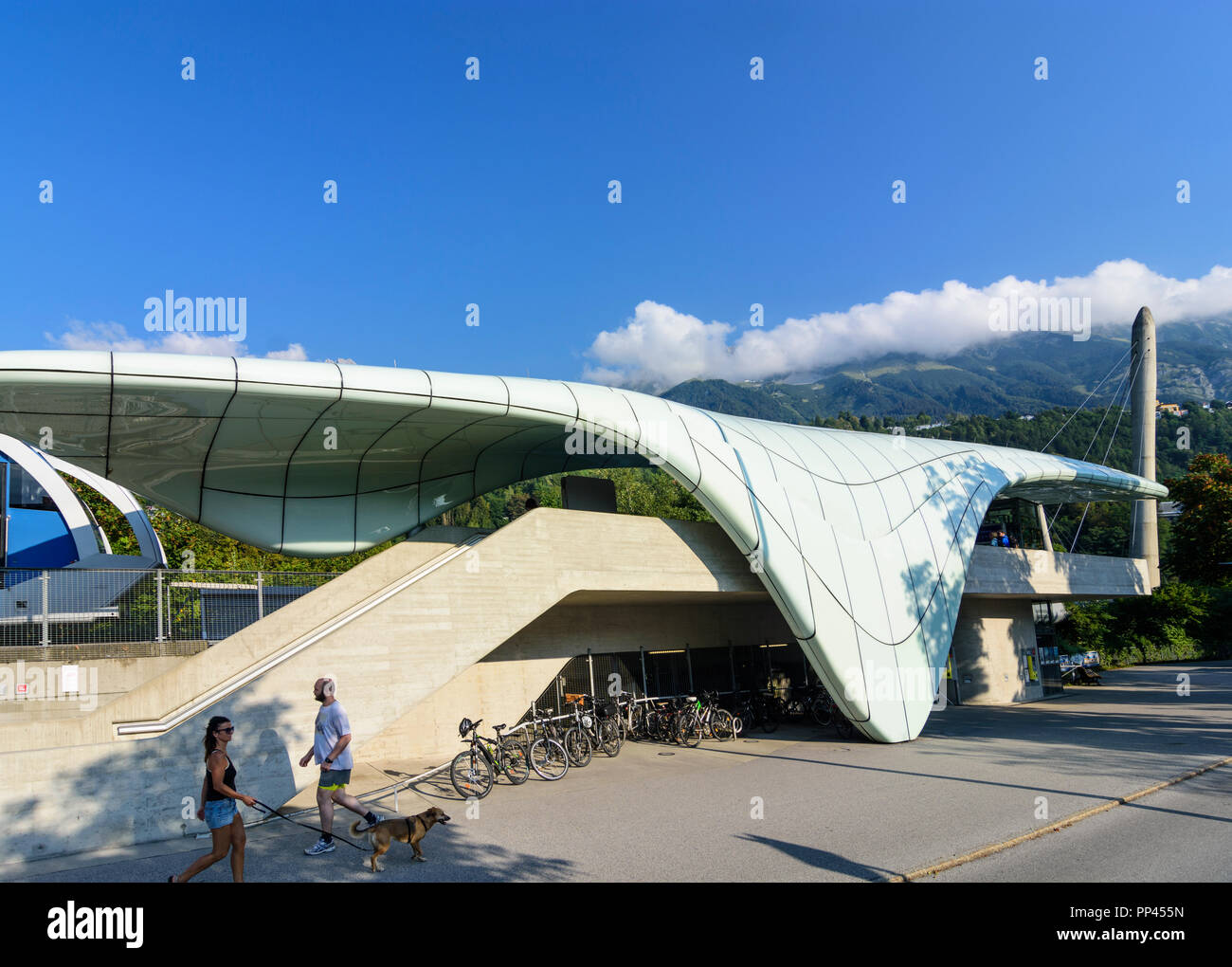 Innsbruck: Hungerburgbahn hybrid funicular railway, station Löwenhaus ...