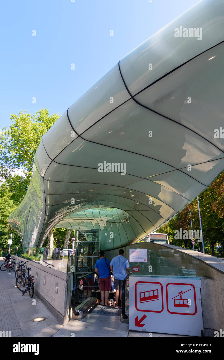 Hungerburgbahn hybrid funicular railway hi-res stock photography and ...