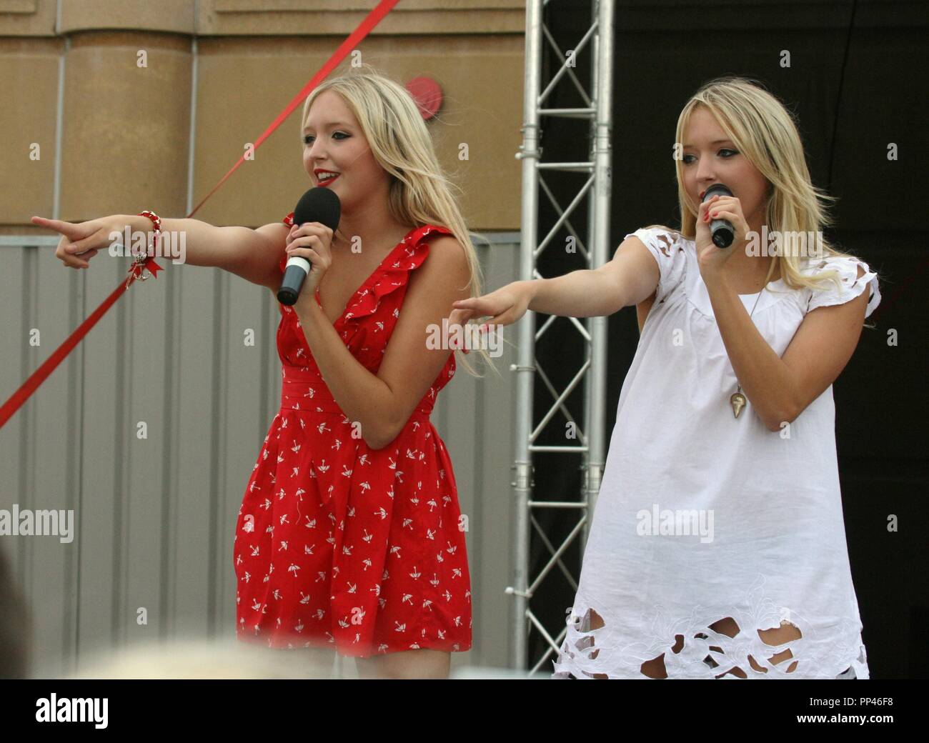 Rhyl,Uk Big Brother twins sam and amanda perform at Fun in the sun ...