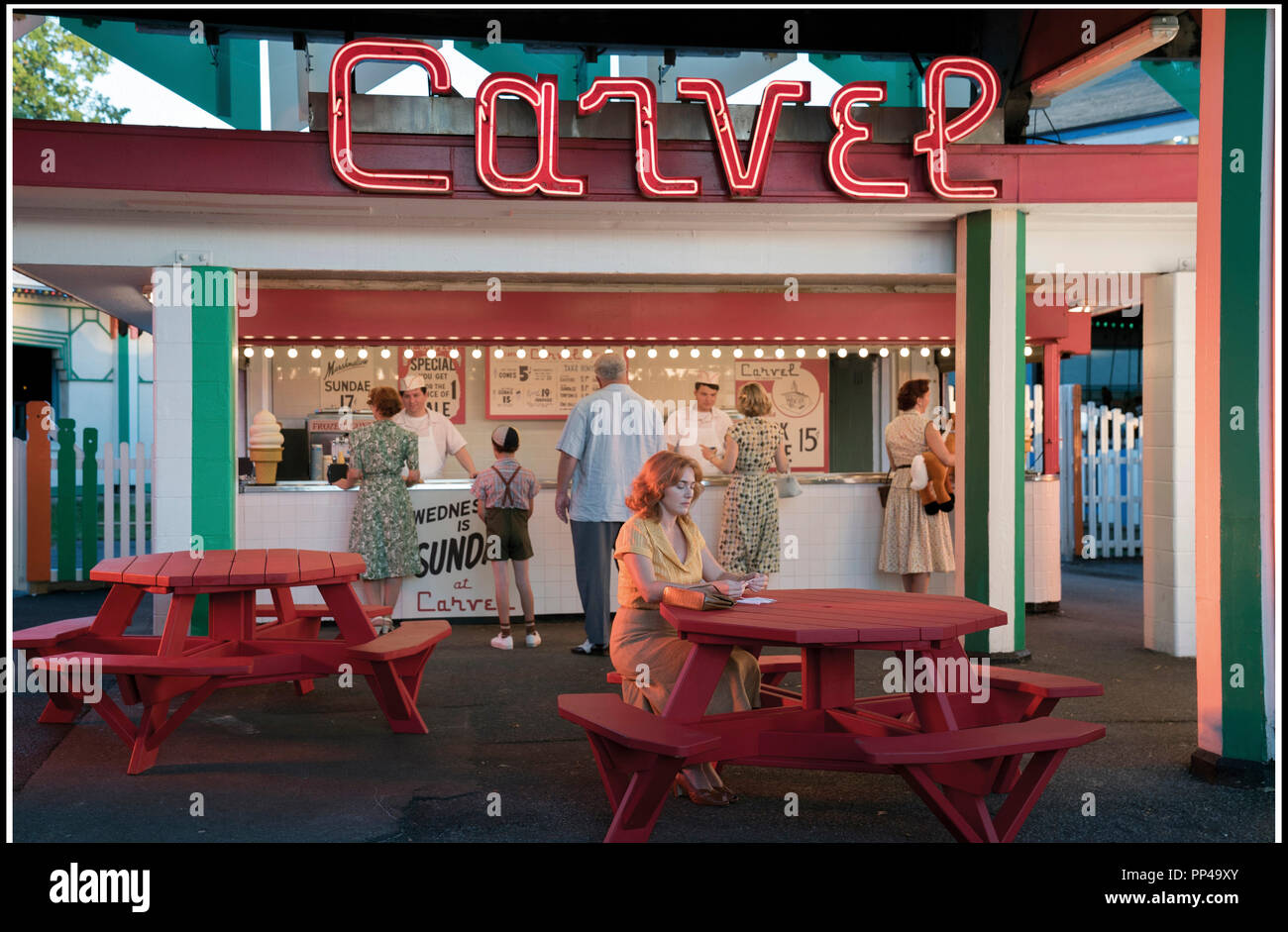 1950s Fast Food Restaurant Stock Photos & 1950s Fast Food Restaurant ...