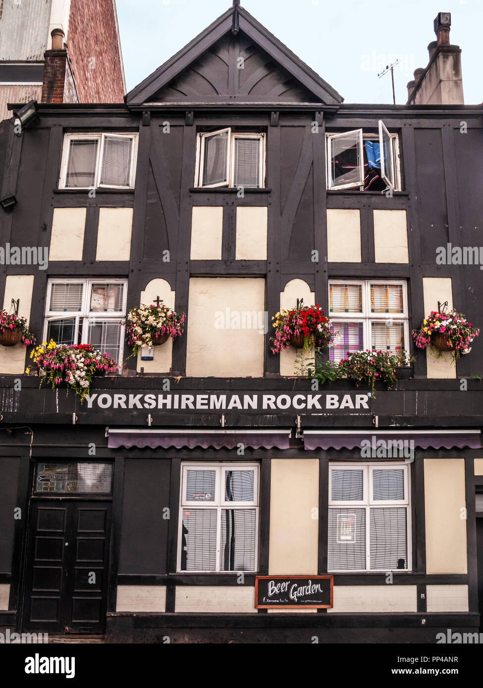 The yorkshireman rock bar hi-res stock photography and images - Alamy