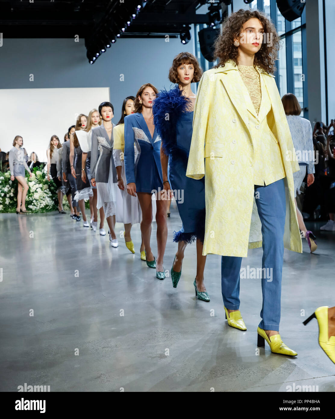 Luo woman hi-res stock photography and images - Alamy