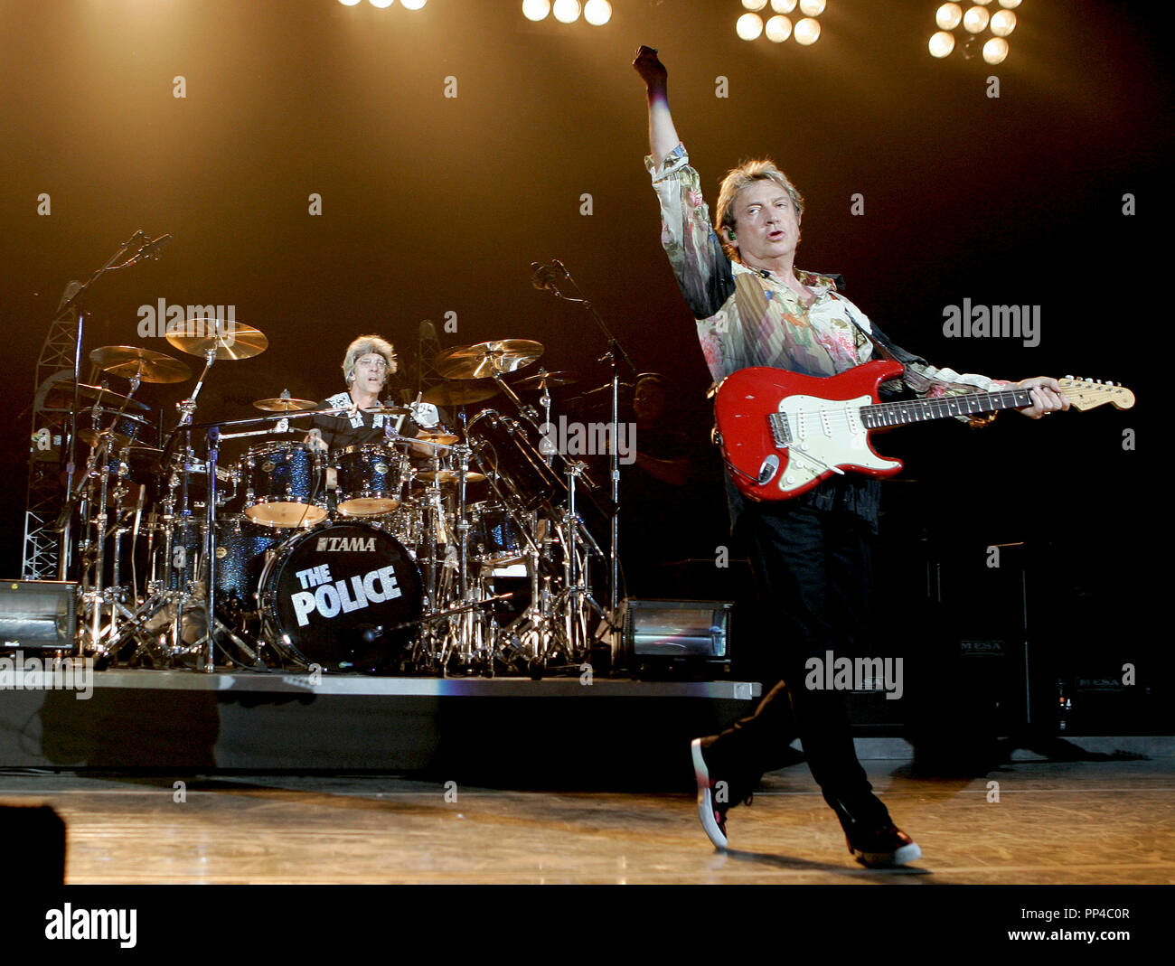 Andy Summers (R) and Stewart Copeland with The Police perform in ...