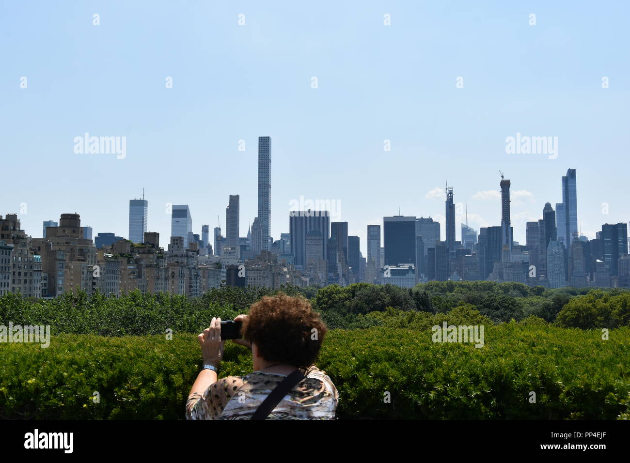 The view from atop the MET (Metropolitan Museum of Art) of the Midtown ...