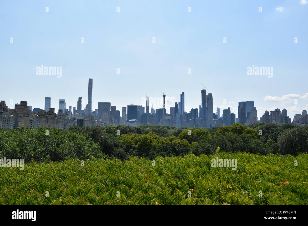 The view from atop the MET (Metropolitan Museum of Art) of the Midtown ...