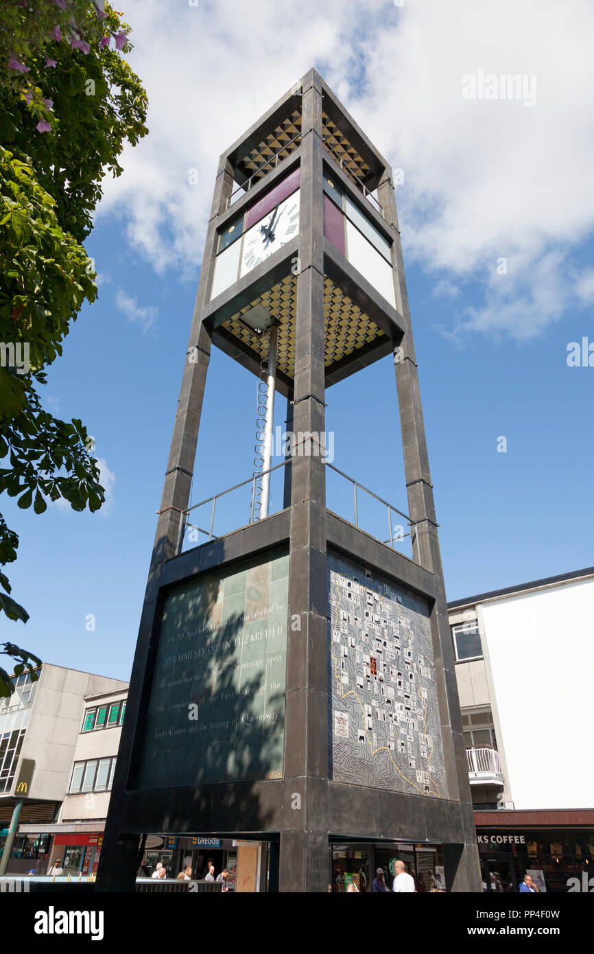 Stevenage town square] hi-res stock photography and images - Alamy
