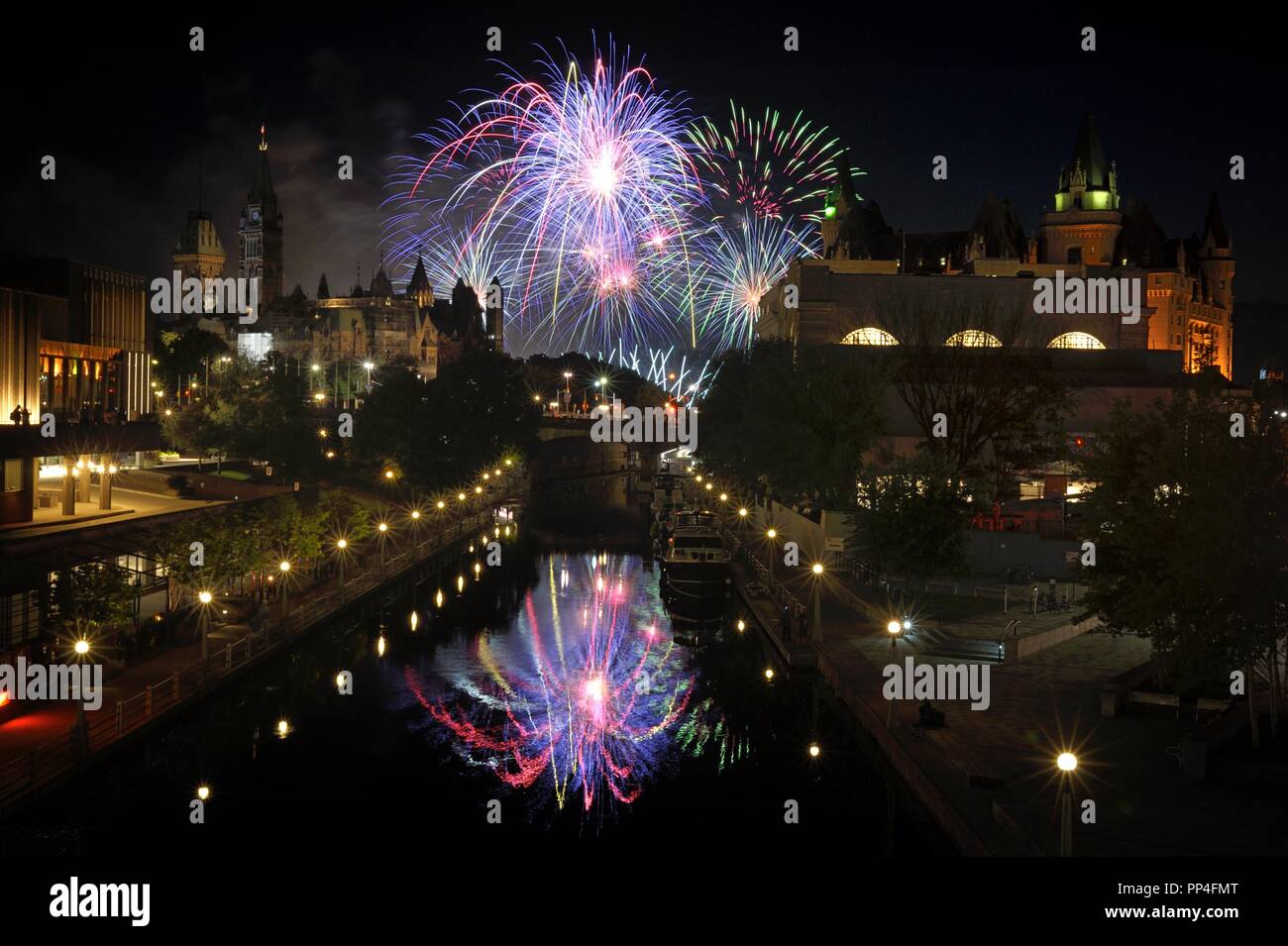 Parliament buildings ottawa fireworks hi-res stock photography and ...